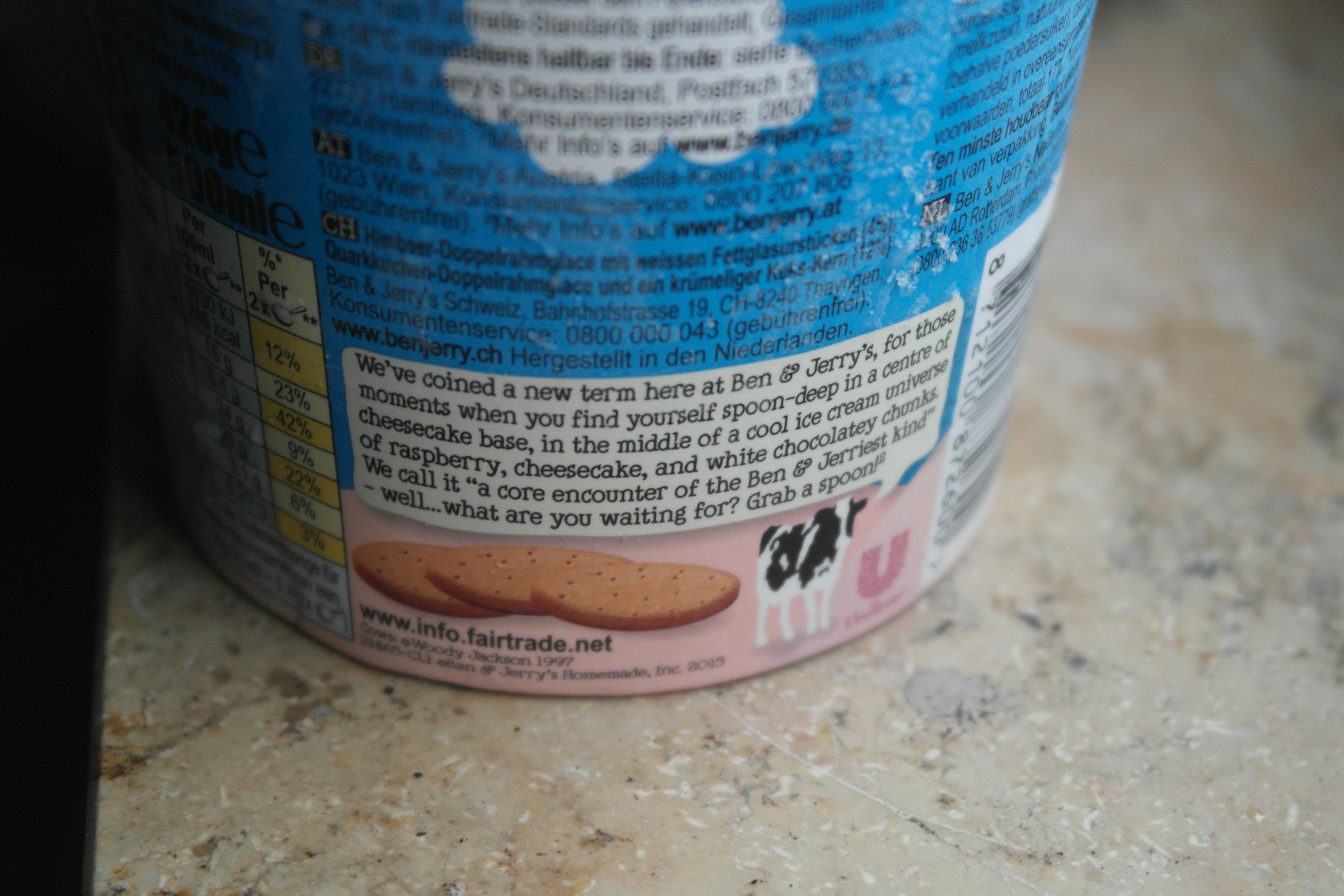 Unboxing: "Ben & Jerry´s - Raspberry Cheesecake Cookie Core" - FoodLoaf