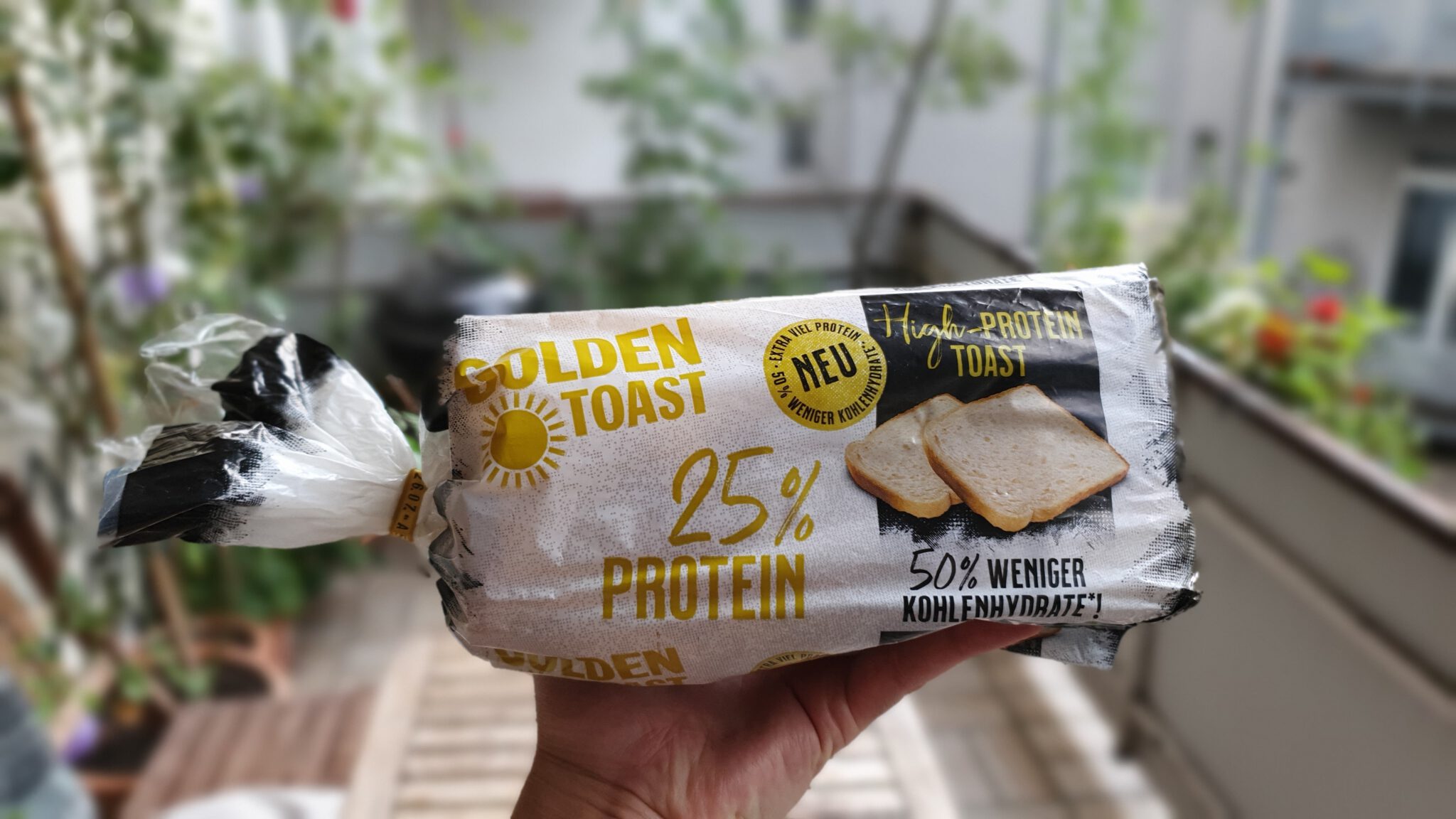 Golden Toast High Protein Toast im Test - FoodLoaf